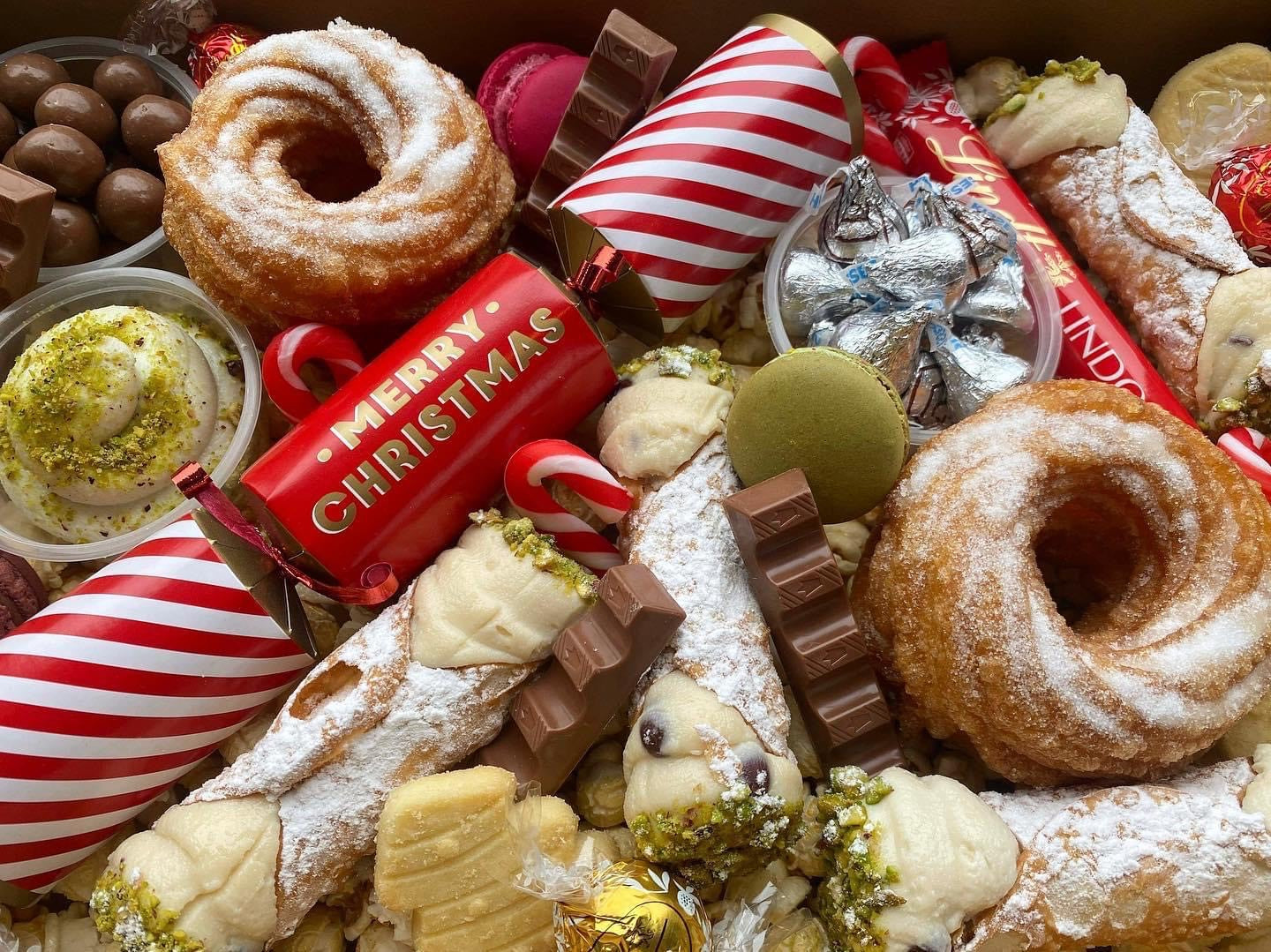Behind the Scenes: The Making of Customized Cannoli Boxes – The Cannoli ...