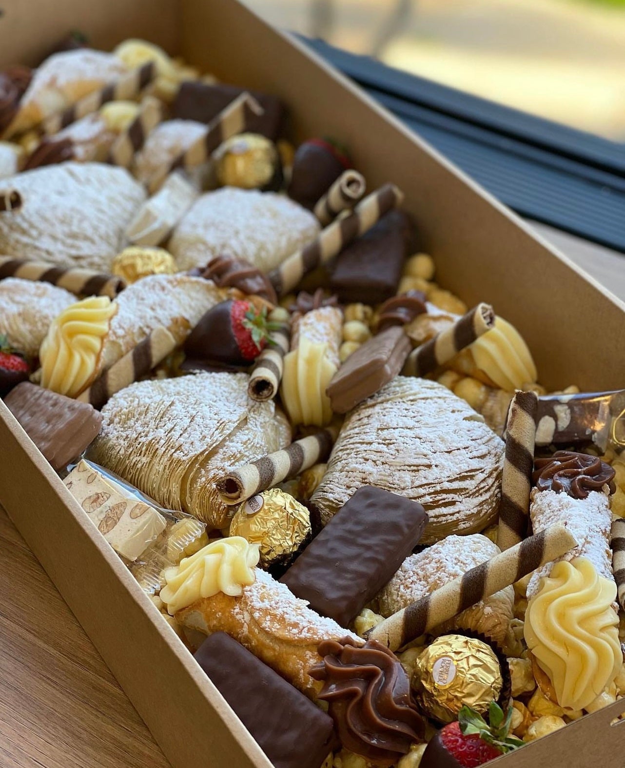 Tasty Two Cannoli Box – The Cannoli Box Co.