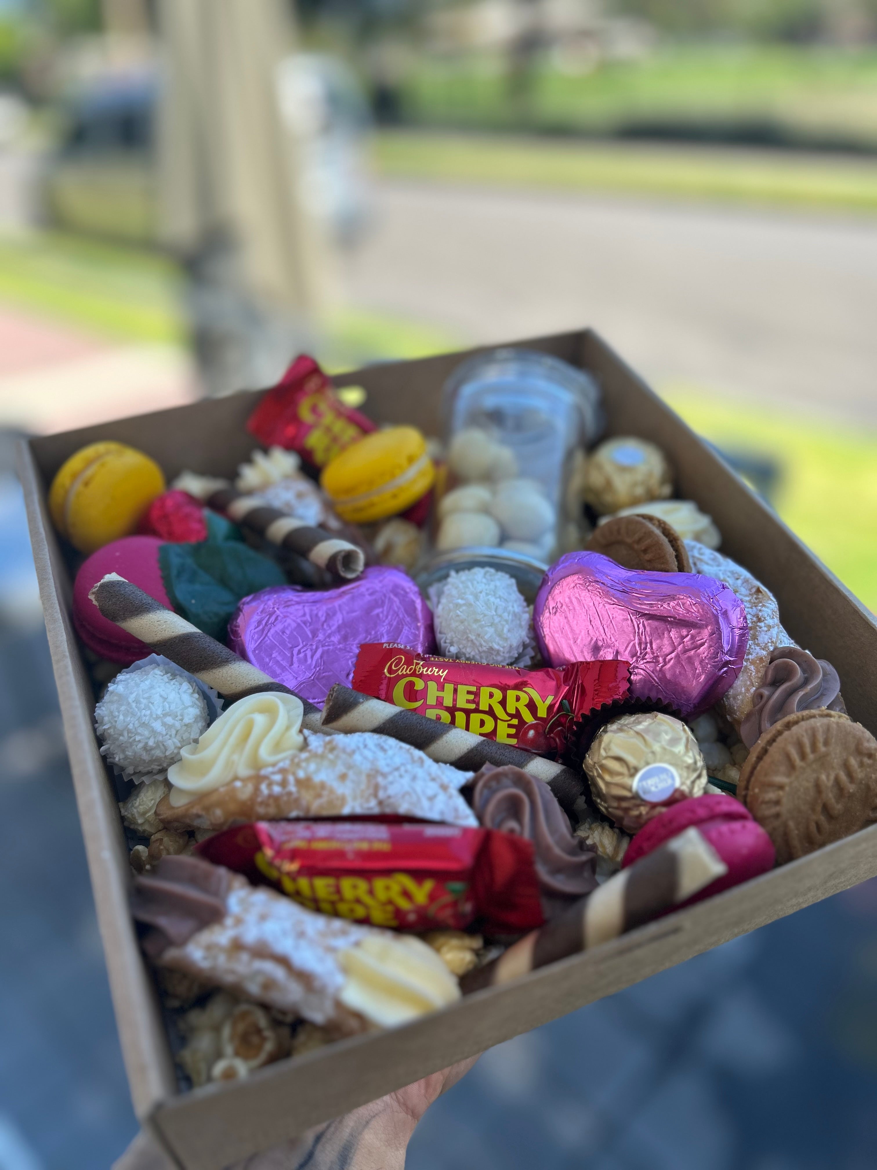 Valentines Edition 24’ – The Cannoli Box Co.