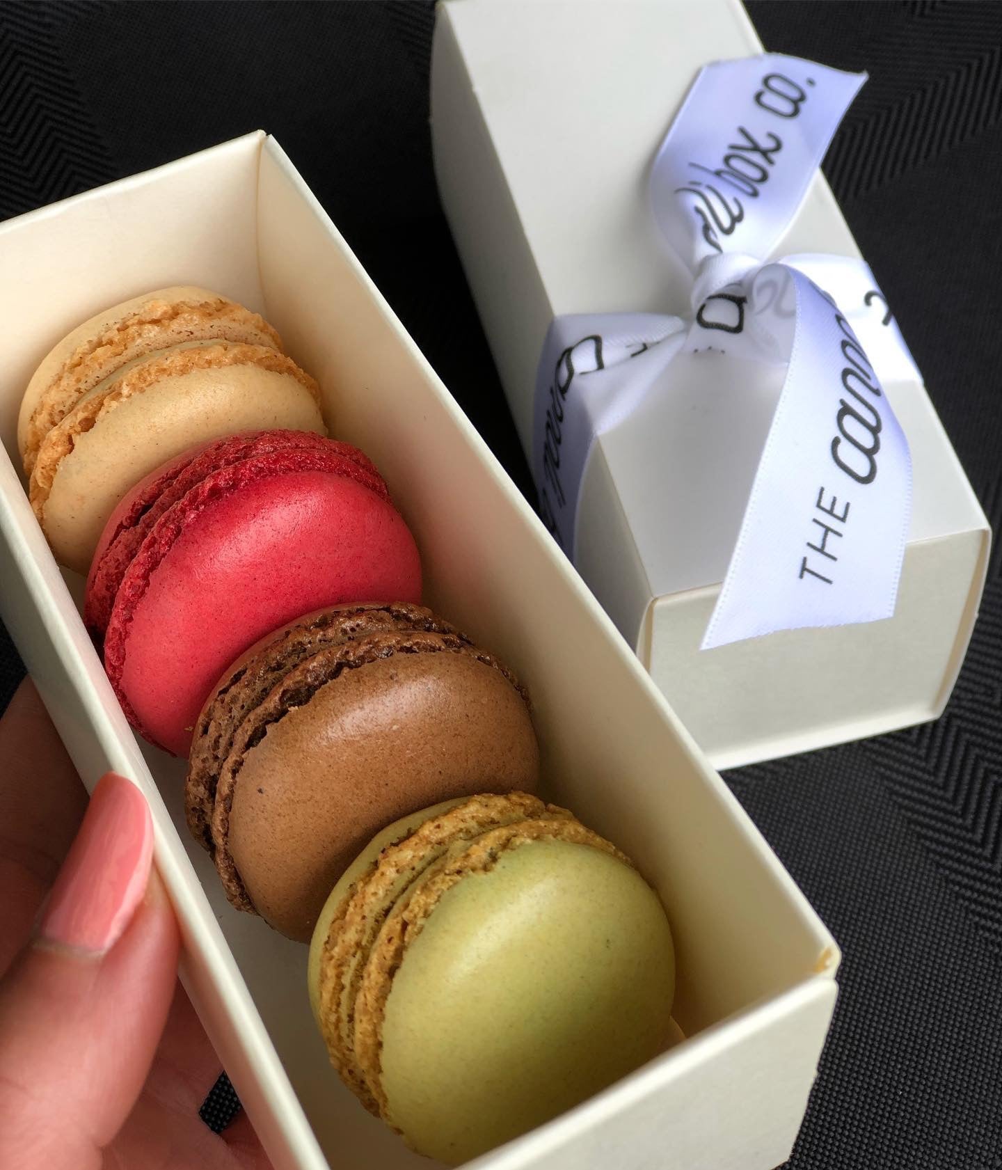 Flavoured Macaroons - A Rainbow of Delicate Delights – The Cannoli Box Co.
