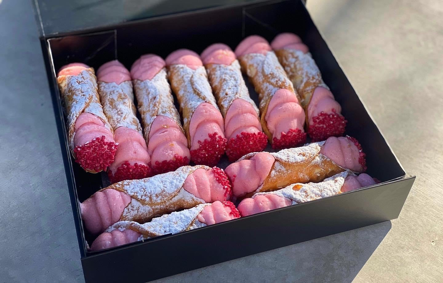 Cannoli Boxes – Page 2 – The Cannoli Box Co.