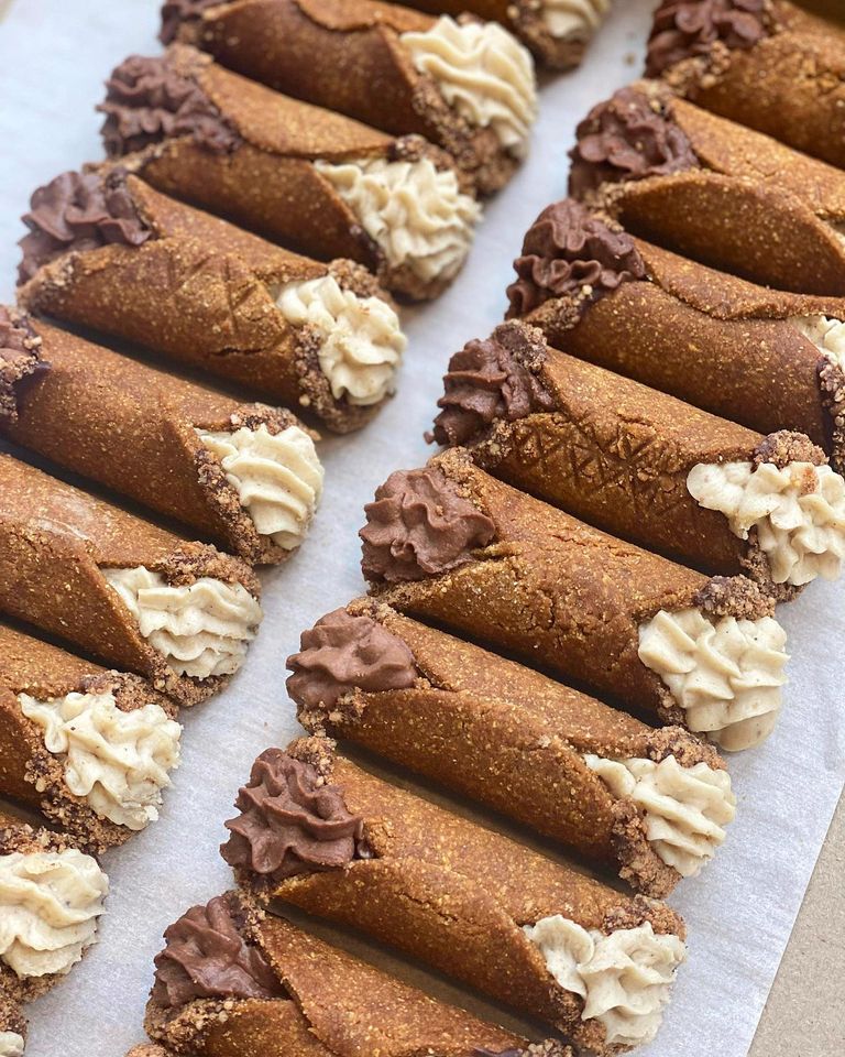 Vegan Cakes – The Cannoli Box Co.